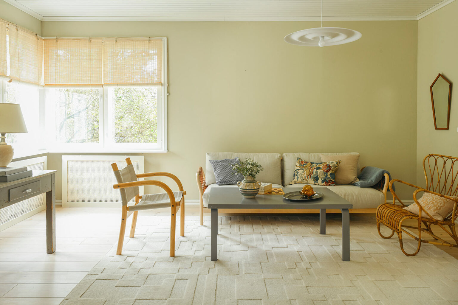 Home fitting of rugs - interior design trends and colors - VM Carpet